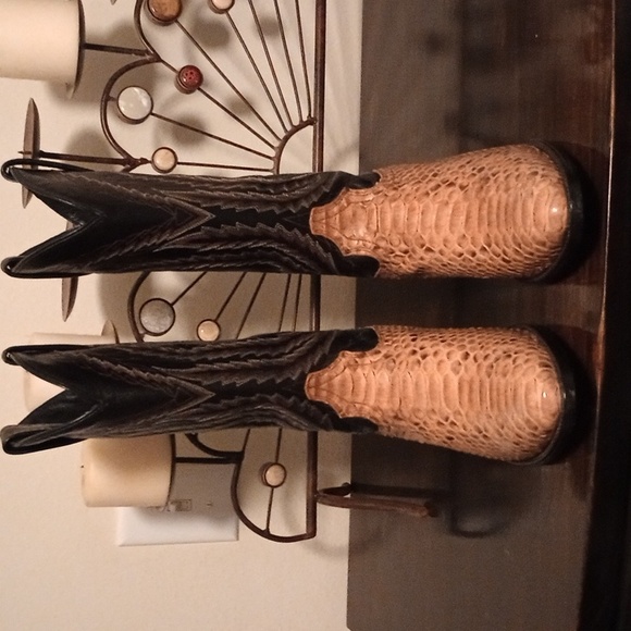 Dan Post | Shoes | Beautiful Dan Post Python Boots Size 9 Like New Great Price | Poshmark
